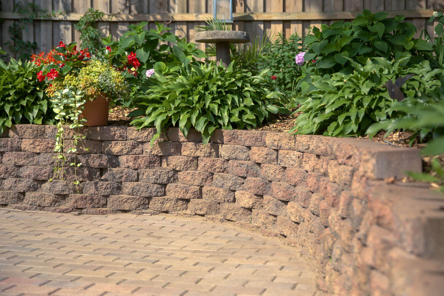 Menards Crestone Retaining Wall 8 X 17 Sienna Clifton Beveled